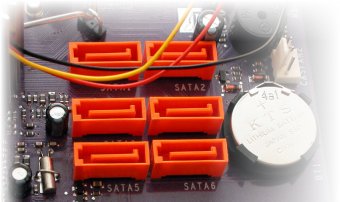 Conectando uma unidade IDE / SATA a um PC para recuperação de dados